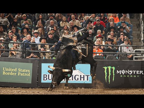 Clay Guiton rides American Made for 89.75 Points | PBR UTB Highlight ...